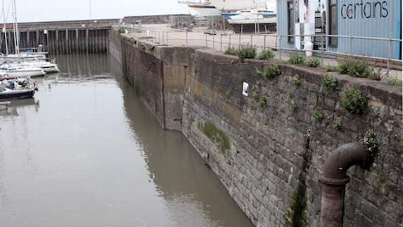 'Harbour wall needs to be replaced' - report | wsfp.co.uk