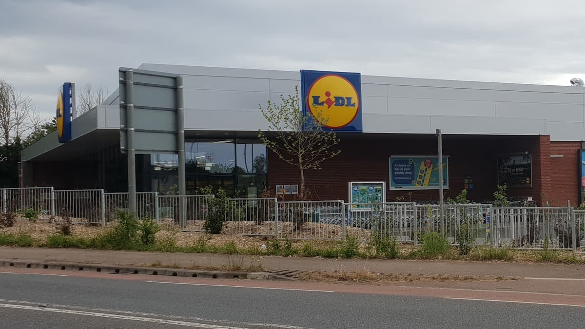 New Lidl supermarket to be built near M5 after council approval | wsfp ...
