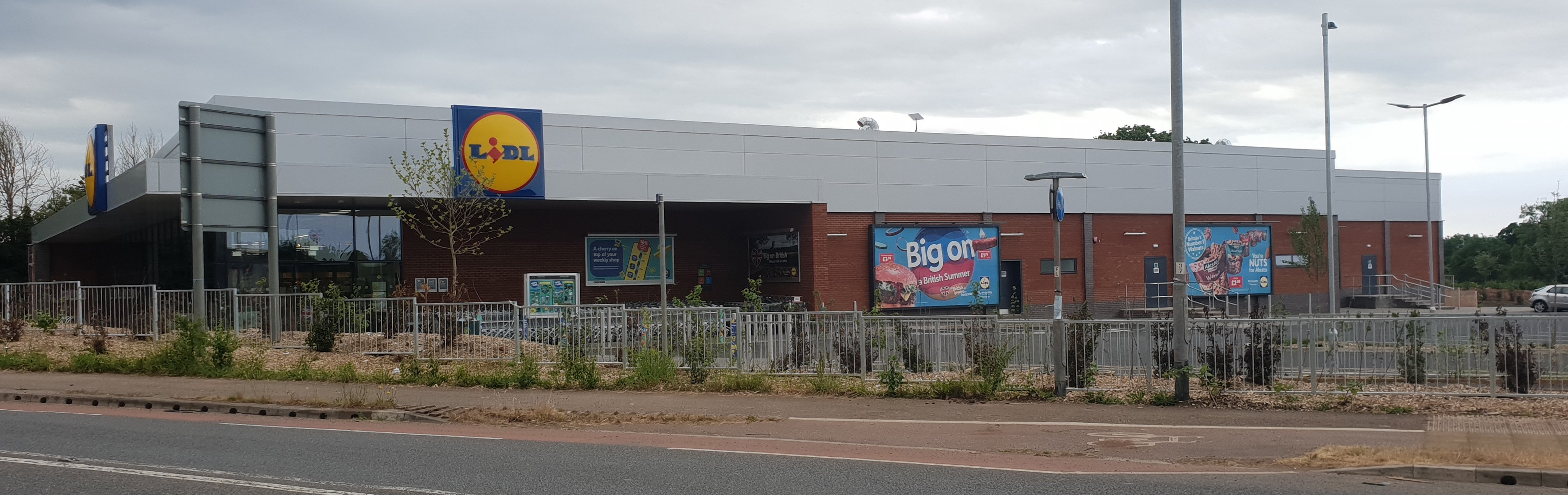 New Lidl supermarket to be built near M5 after council approval | wsfp ...