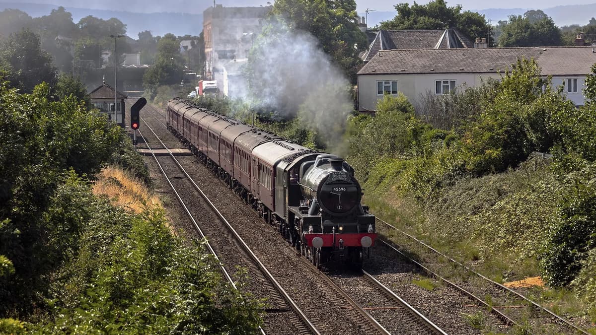 Steam train chartered to bring London passengers to ride on WSR steam ...