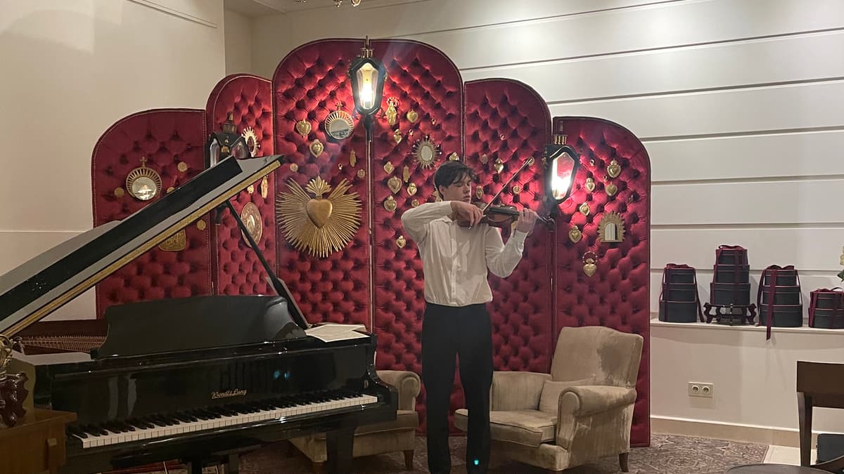 Baltic countries latest stop on violinist Anthony Knight's European ...