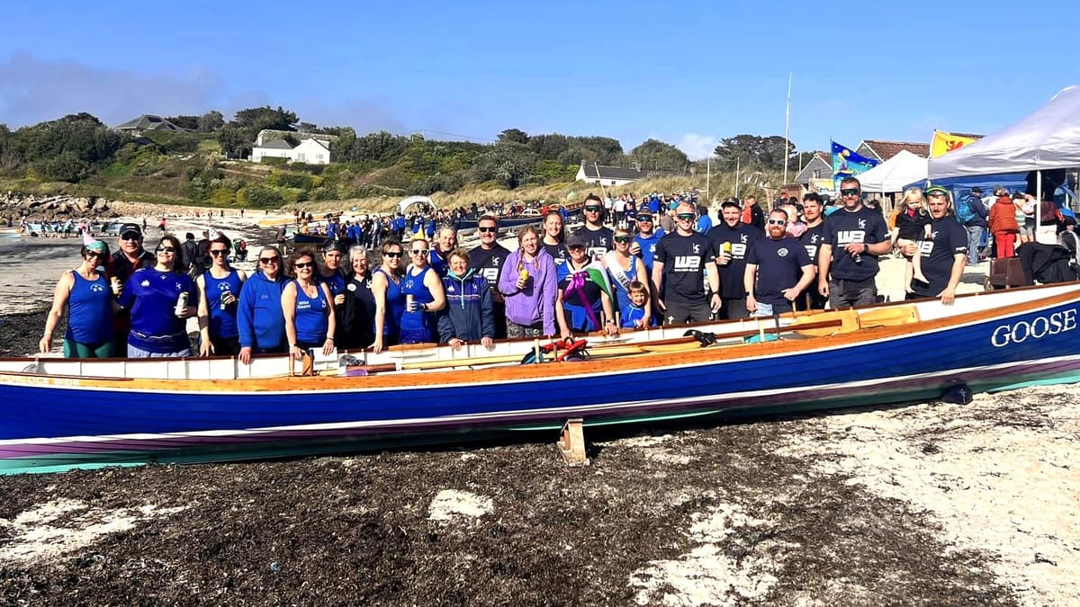 Putting the oar in at Wimbleball Lake on Exmoor | wsfp.co.uk