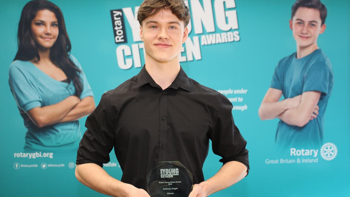 Teenage violinist Anthony Knight receives national Rotary award for ...