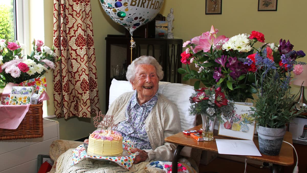 Centenarian Muriel Marrison recalls life in Minehead as she celebrates ...
