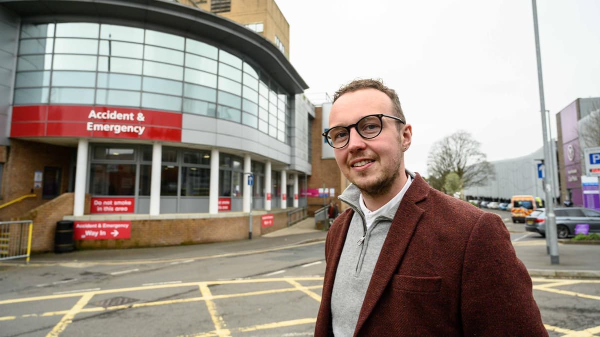 Liberal Democrats win back the seat of former leader Paddy Ashdown in a ...