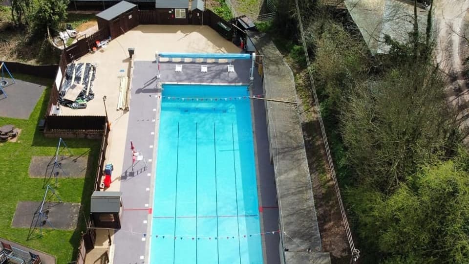 Christmas and New Year swimming available at outdoor Wivey Pool | wsfp ...