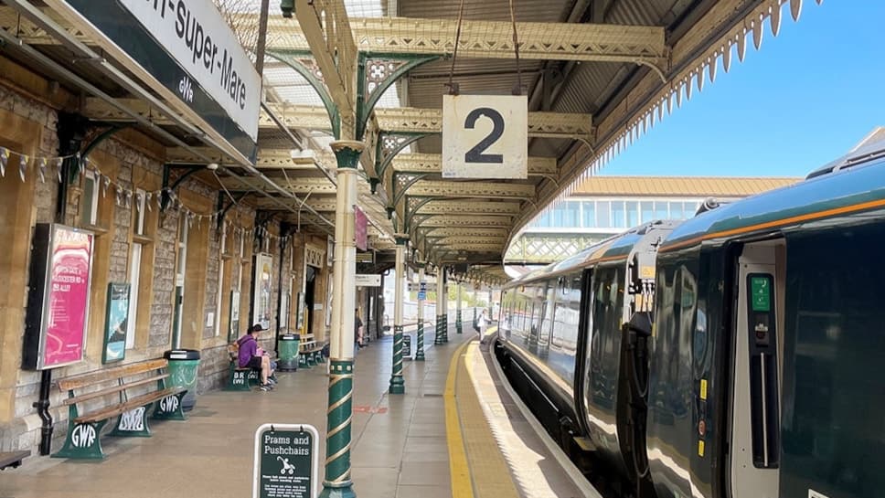 Warning as rail replacement services will replace GWR trains | wsfp.co.uk