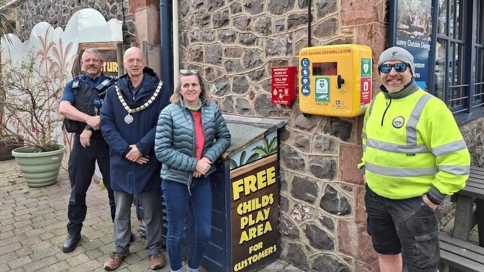 New bleed kits sited in Minehead in police public safety initiative ...