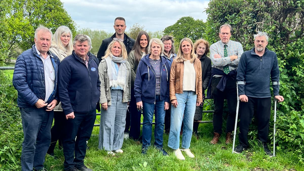 Council under threat of appeal it can't afford over Minehead roadside ...