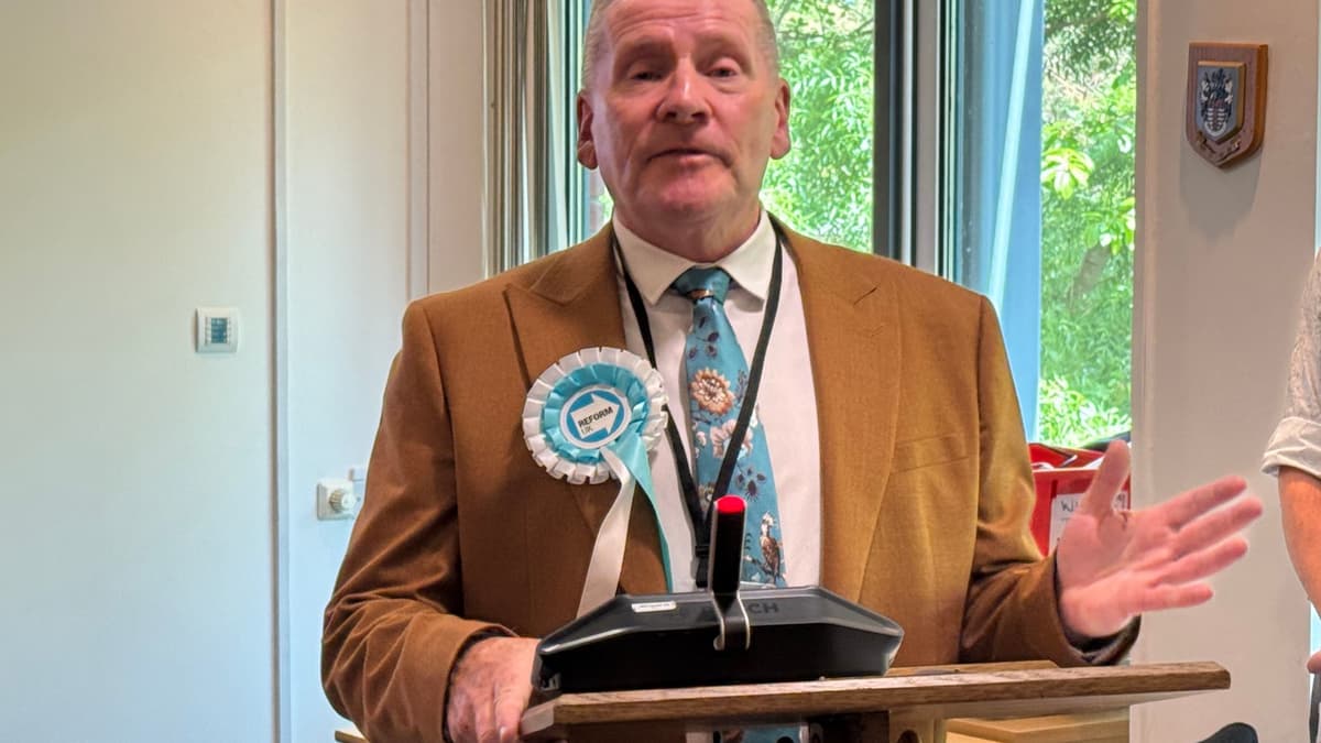 Councillor caught urinating in public space while canvassing in Alcombe ...