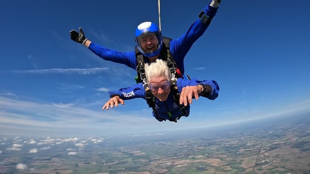 Octogenarian says there was a "fantastic view" during epic parachute ...