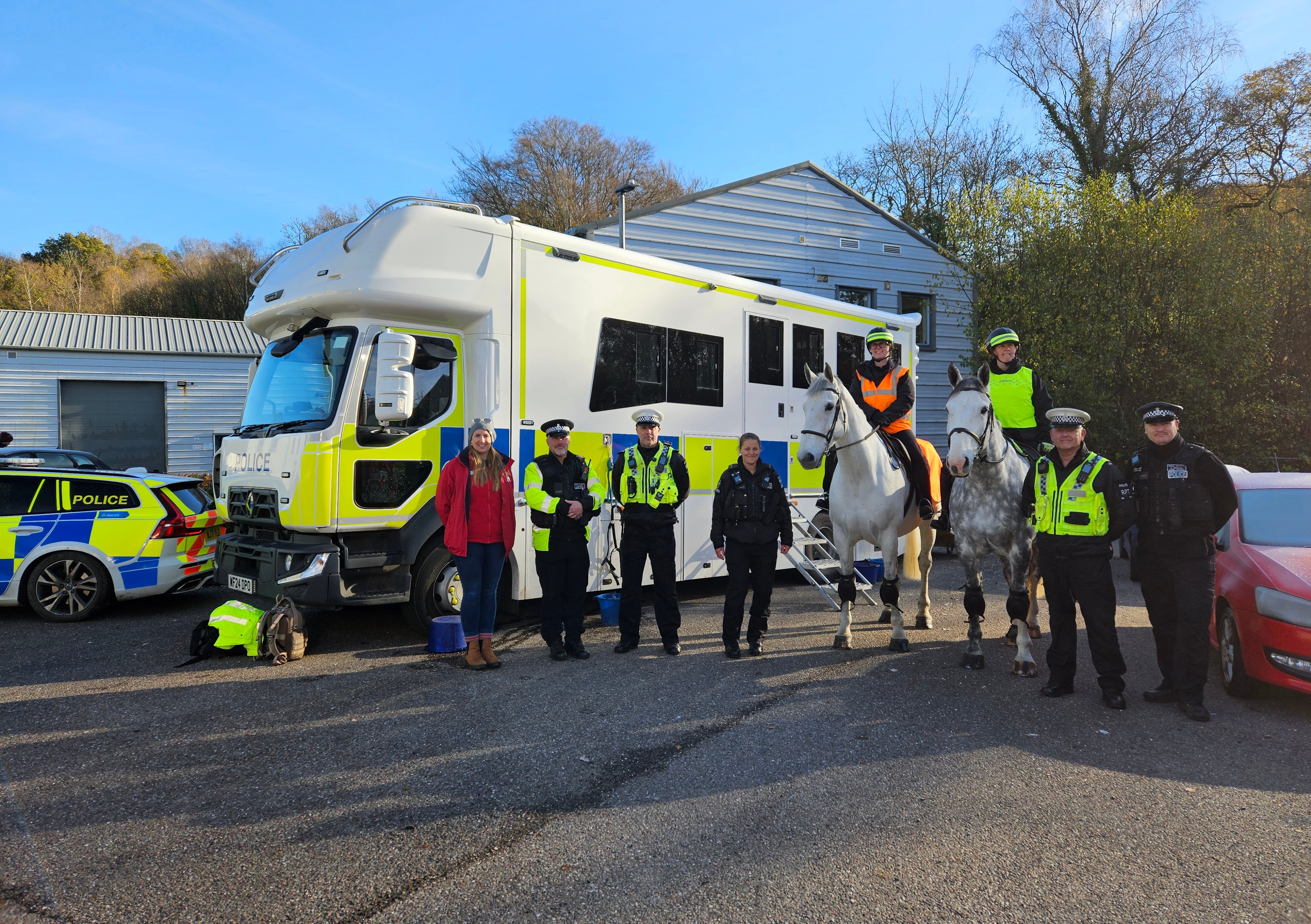 Police campaign to make roads safer for horses and their riders | wsfp ...