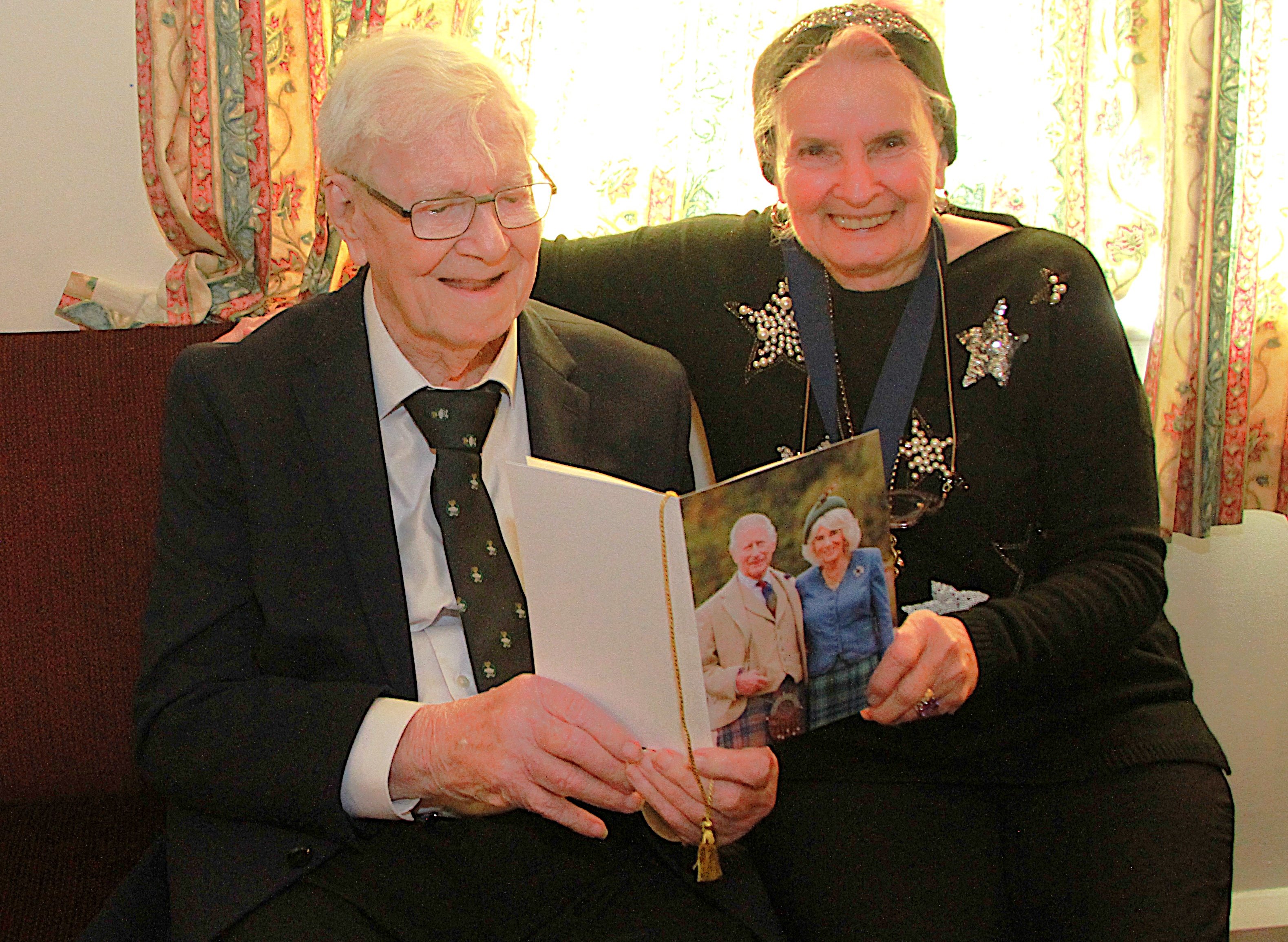Family reunion as Watchet veteran George Lewis celebrates 100th ...